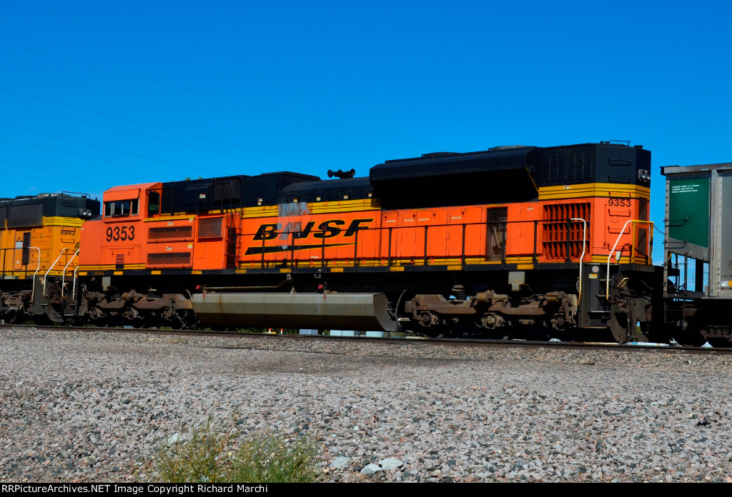 BNSF 9353